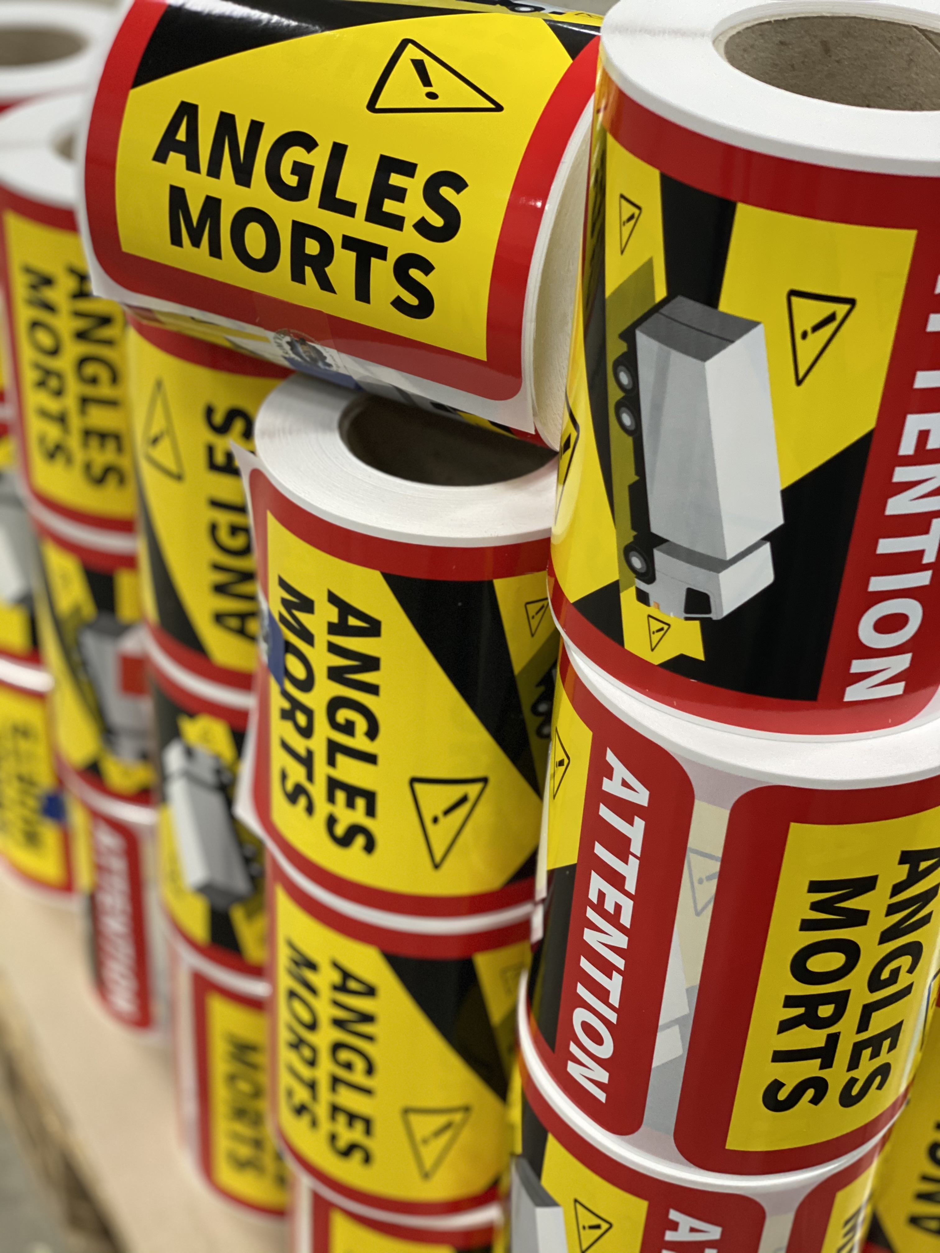 Les premières étiquettes Angles Morts partent chez nos clients - GMJ ...